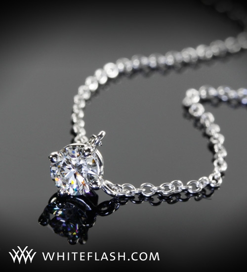 Four Corners Diamond Pendant | 9805