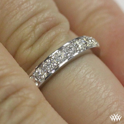 "Magnolia" Diamond Wedding Band | 1543