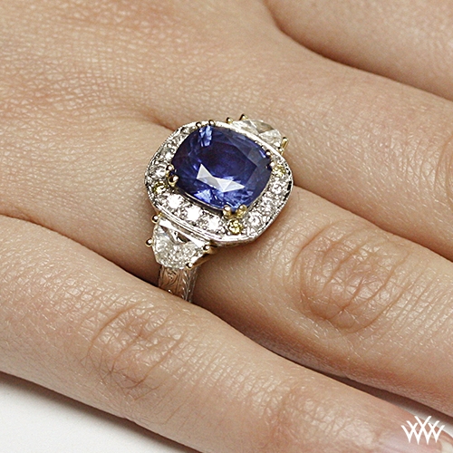 Queen Elizabeth Blue Sapphire Diamond Right Hand ... | 2394