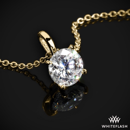 Four-Prong Timeless Diamond Pendant | 7643